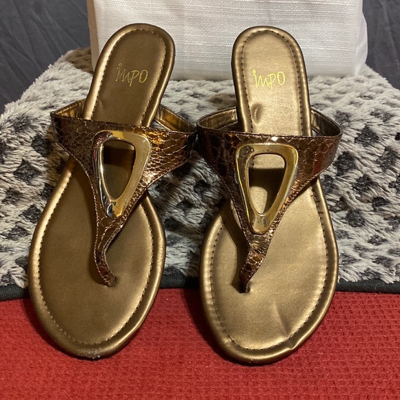 Impo | Shoes | Gold 8 2 Medium | Poshmark
